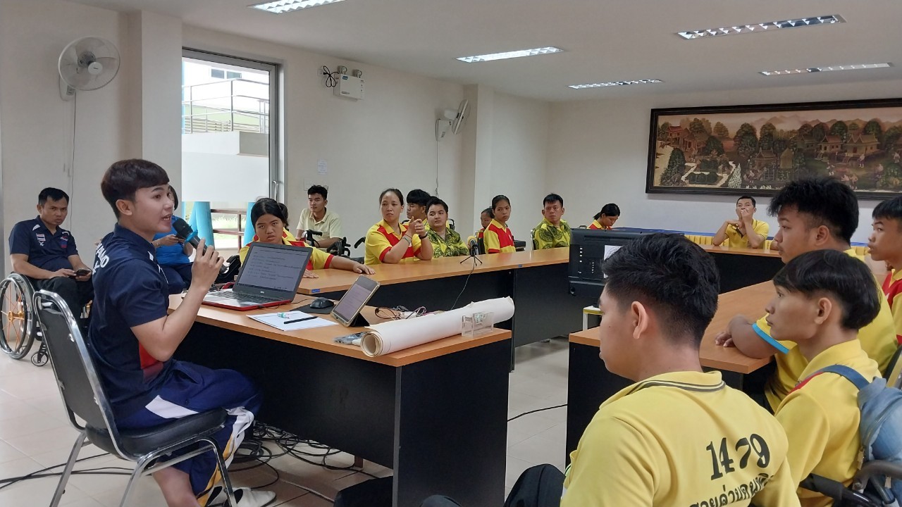 กิจกรรมถอดบทเรียน เรื่อง “สถานศึกษาน่าอยู่ ด้วยมือเรา” | วิทยาลัย ...